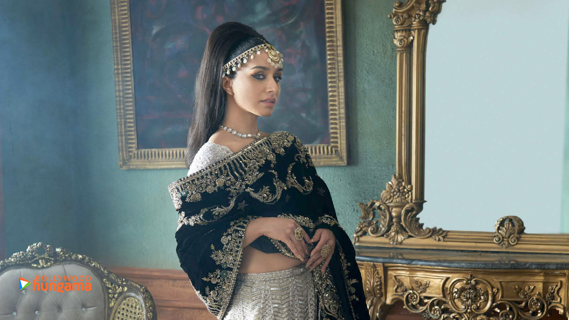 Shraddha Kapoor Wallpapers | shraddha-kapoor-9-5 - Bollywood Hungama