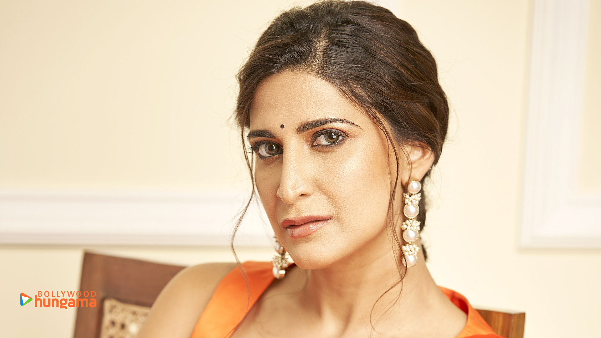 Aahana Kumra Wallpapers | aahana-kumra-10-5 - Bollywood Hungama