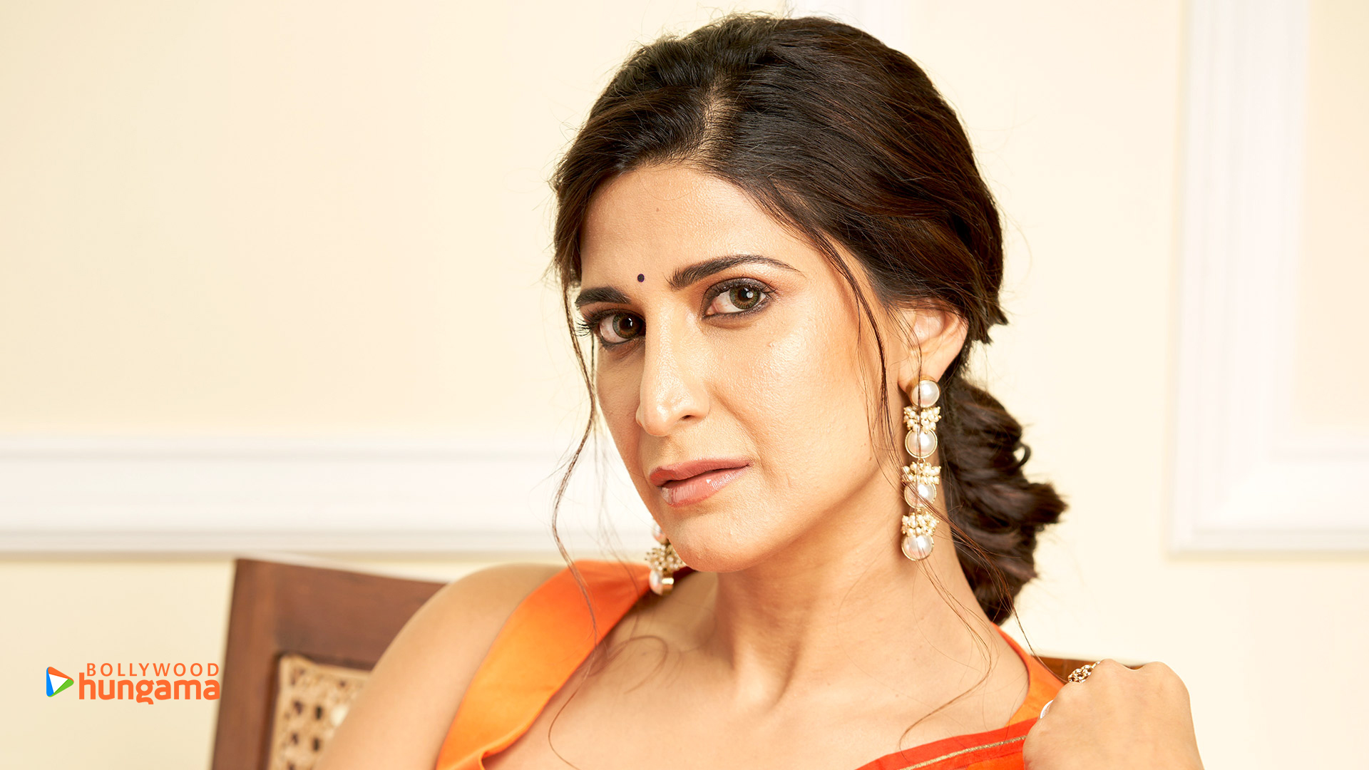 Aahana Kumra Wallpapers | aahana-kumra-11-6 - Bollywood Hungama