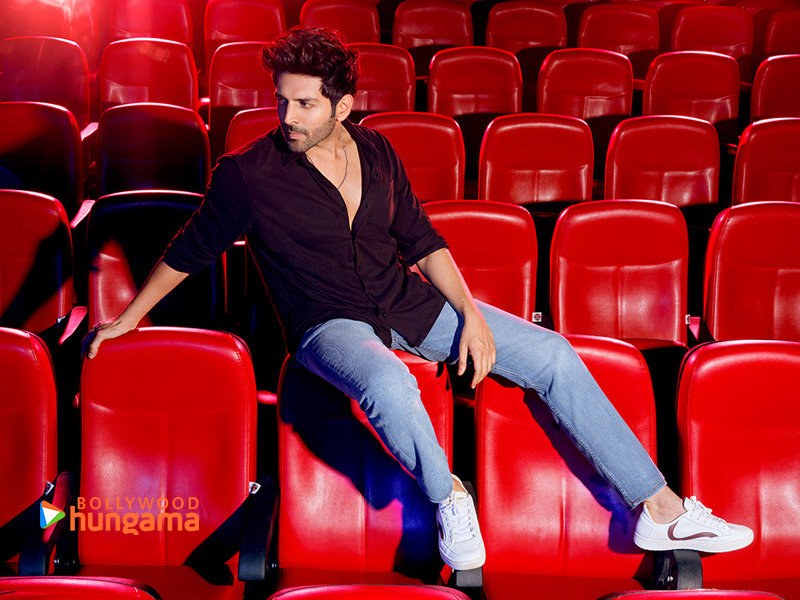 Kartik Aaryan Wallpapers | kartik-aaryan-5-17 - Bollywood Hungama