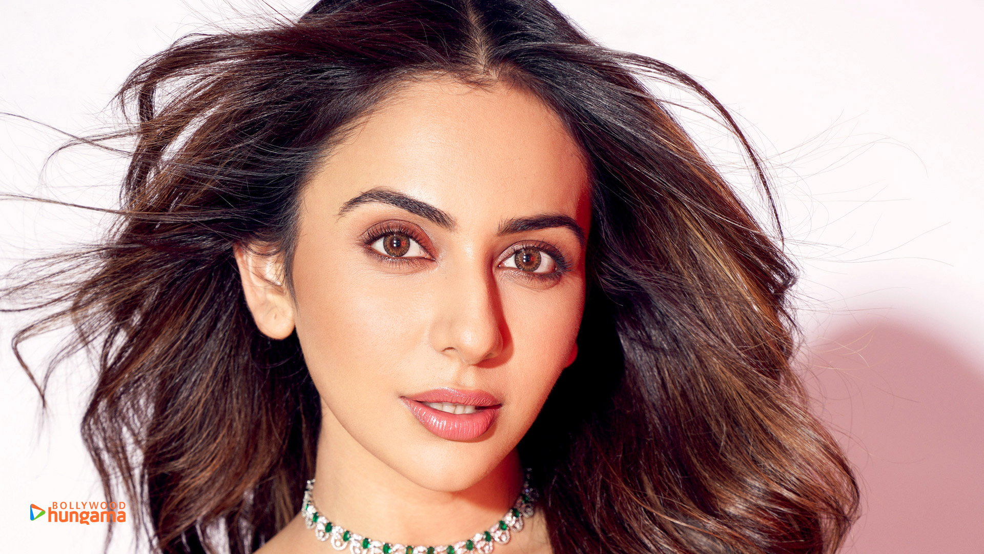 Rakul Preet Singh Wallpapers | rakul-preet-singh-1-259 - Bollywood Hungama