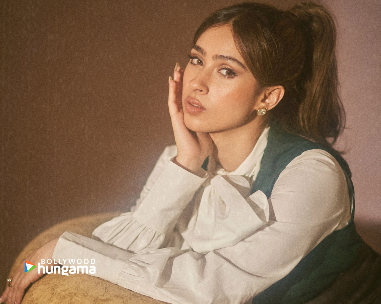 Pashmina Roshan Wallpapers | pashmina-roshan-2-3 - Bollywood Hungama