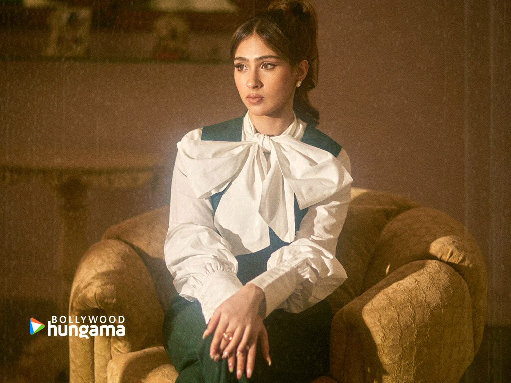 Pashmina Roshan Wallpapers | pashmina-roshan-1-5 - Bollywood Hungama