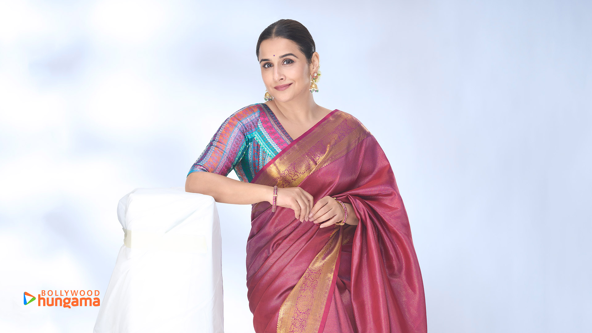 Vidya Balan Wallpapers | vidya-balan-1-46 - Bollywood Hungama
