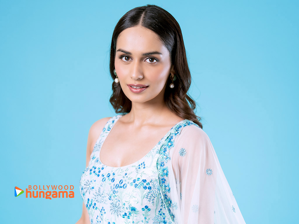 Wallpapers | - Bollywood Hungama
