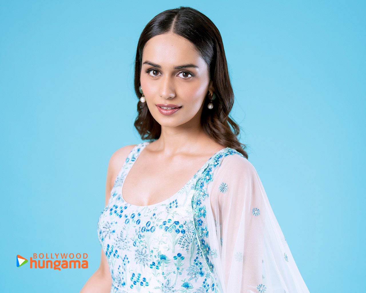 Wallpapers | - Bollywood Hungama