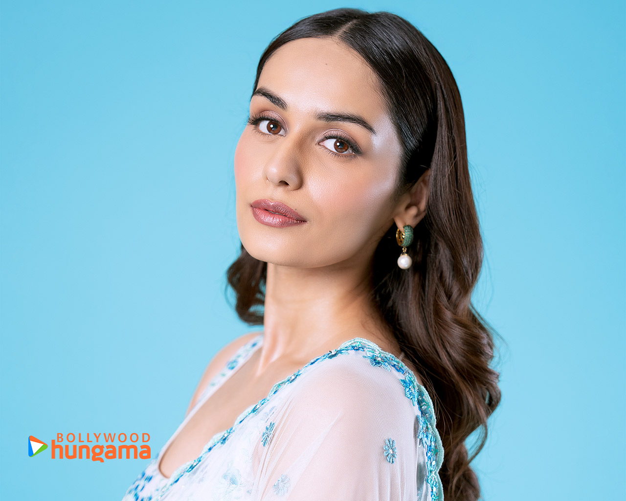 Manushi Chhillar Wallpapers | manushi-chhillar-2-112 - Bollywood Hungama