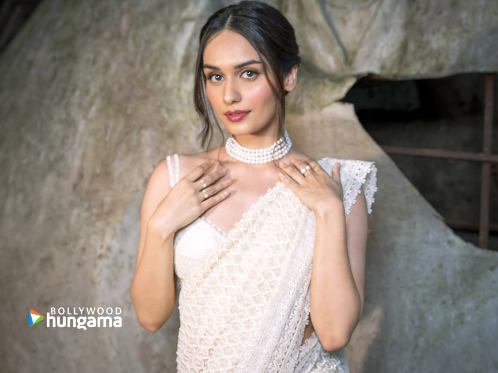 Manushi Chhillar Wallpapers | manushi-chhillar-3-83 - Bollywood Hungama