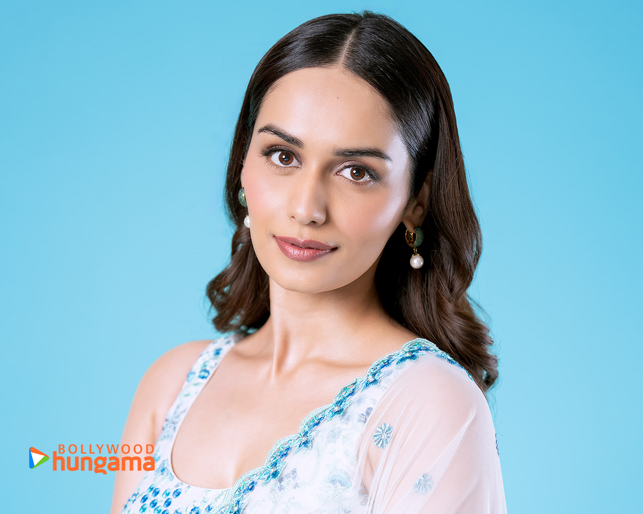 Manushi Chhillar Wallpapers | manushi-chhillar-3-86 - Bollywood Hungama