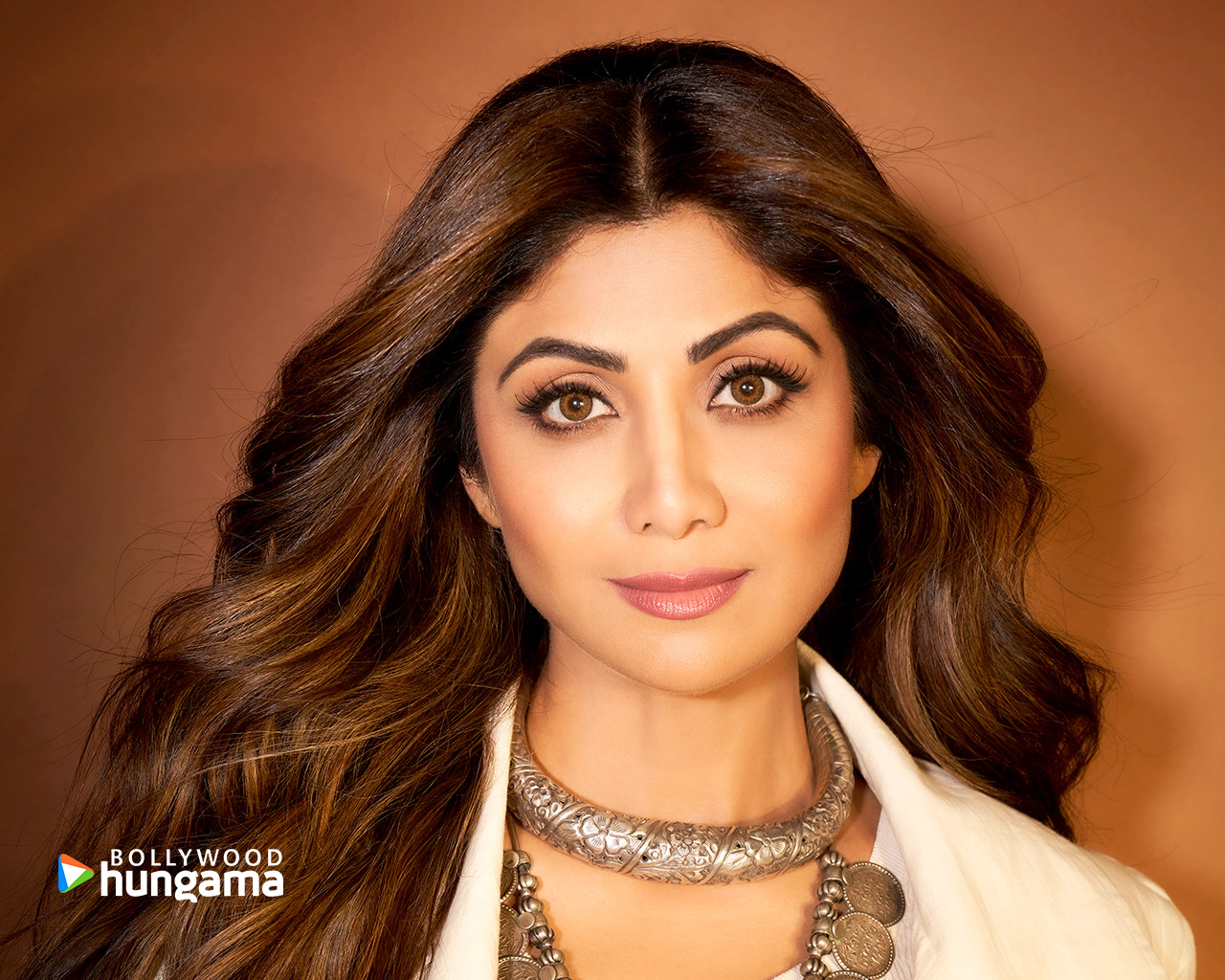 Wallpapers | - Bollywood Hungama