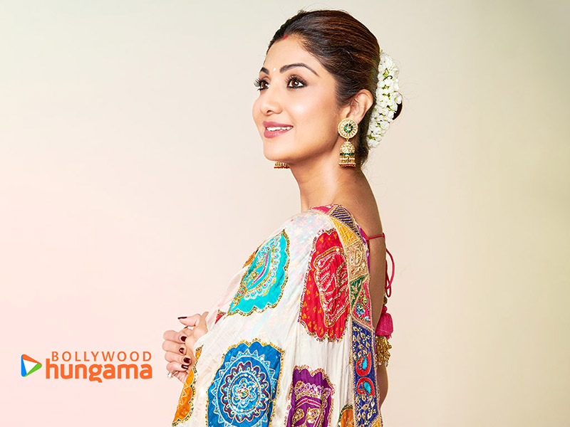 Wallpapers | - Bollywood Hungama