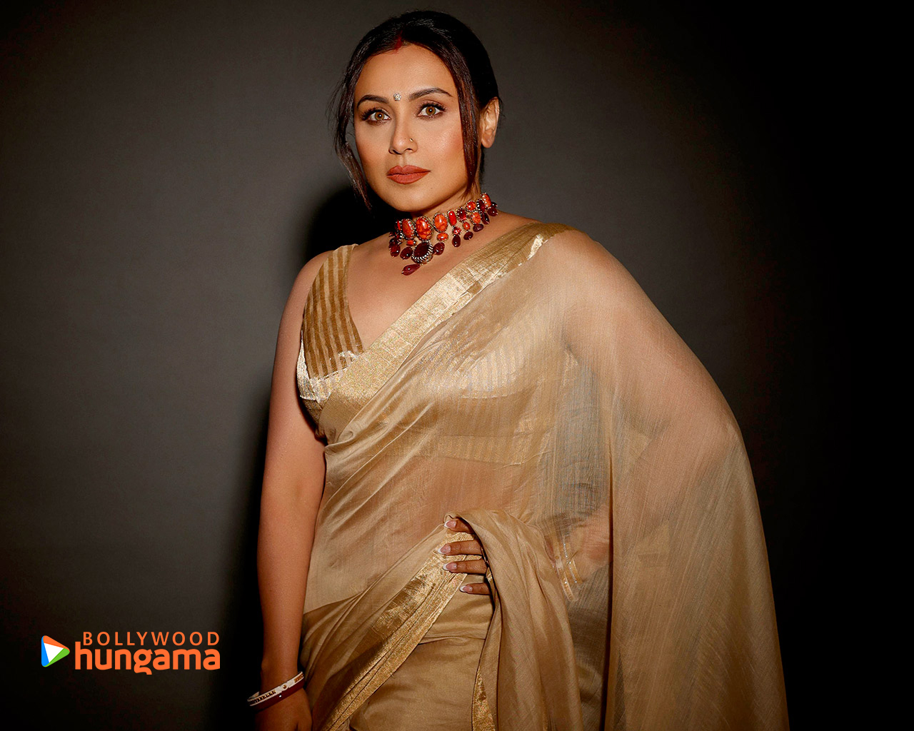 Rani Mukerji Wallpapers | rani-mukerji-9-7 - Bollywood Hungama