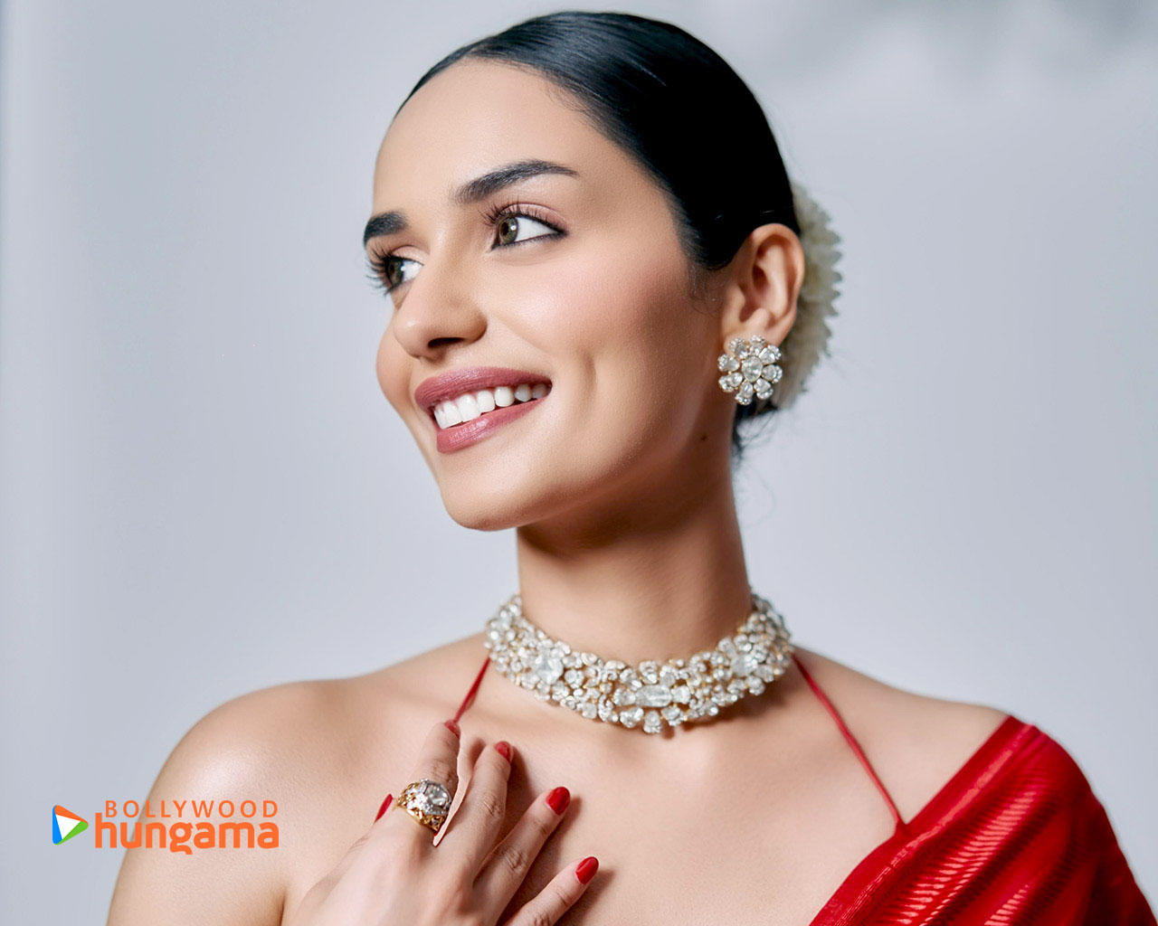 Manushi Chhillar Wallpapers | manushi-chhillar-5-31 - Bollywood Hungama