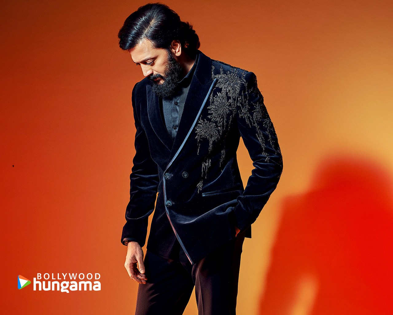 Riteish Deshmukh Wallpapers | riteish-deshmukh-2-37 - Bollywood Hungama