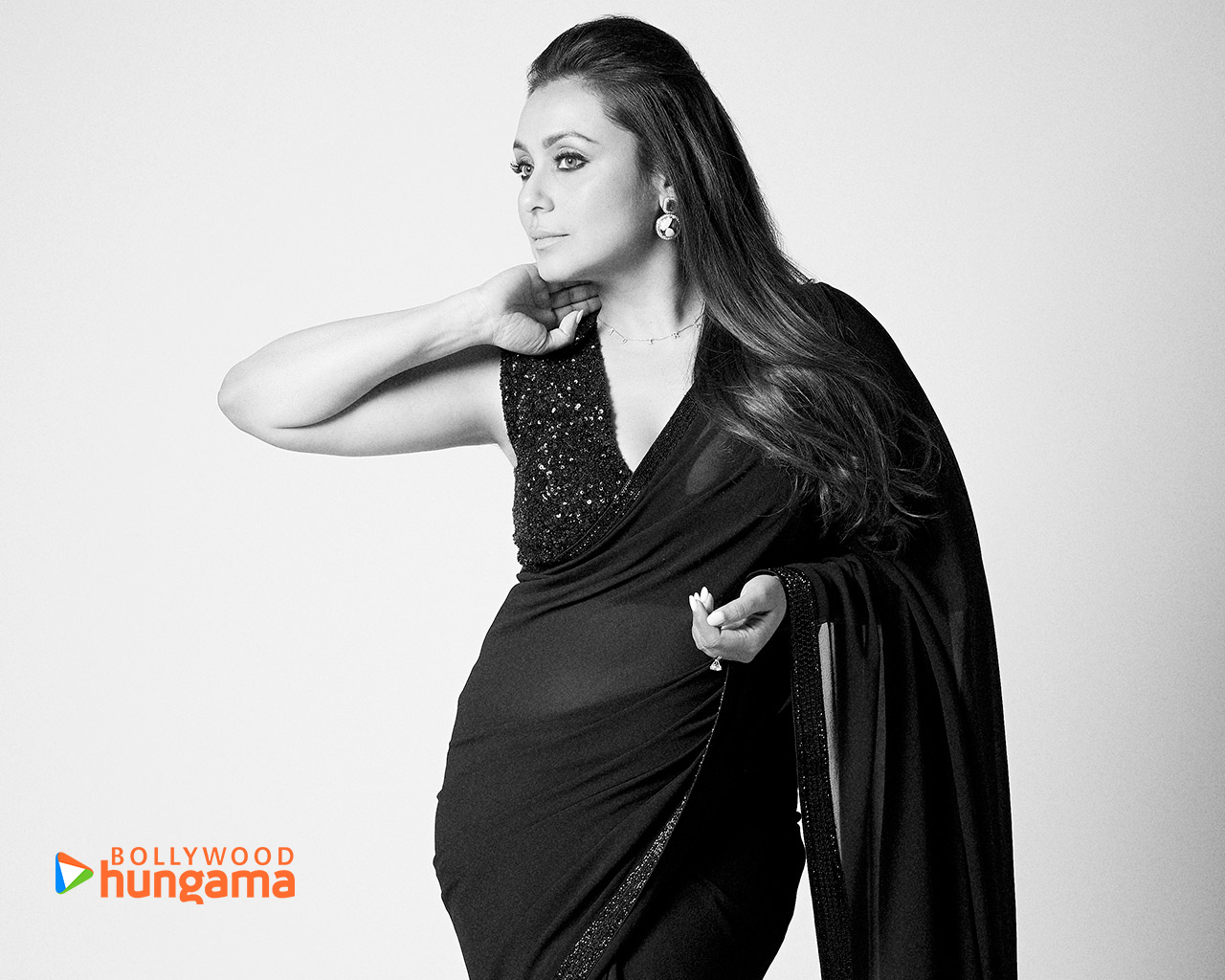 Rani Mukerji Wallpapers | rani-mukerji-2-51 - Bollywood Hungama