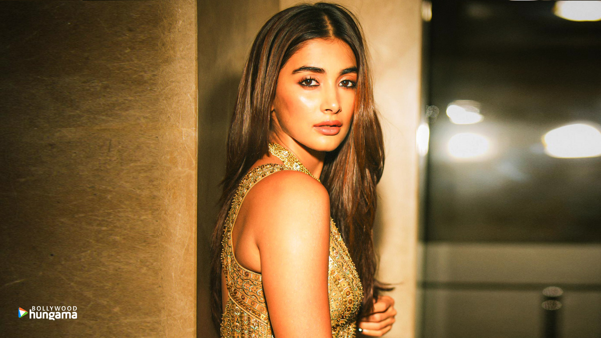 Pooja Hegde Wallpapers | pooja-hegde-6-52 - Bollywood Hungama