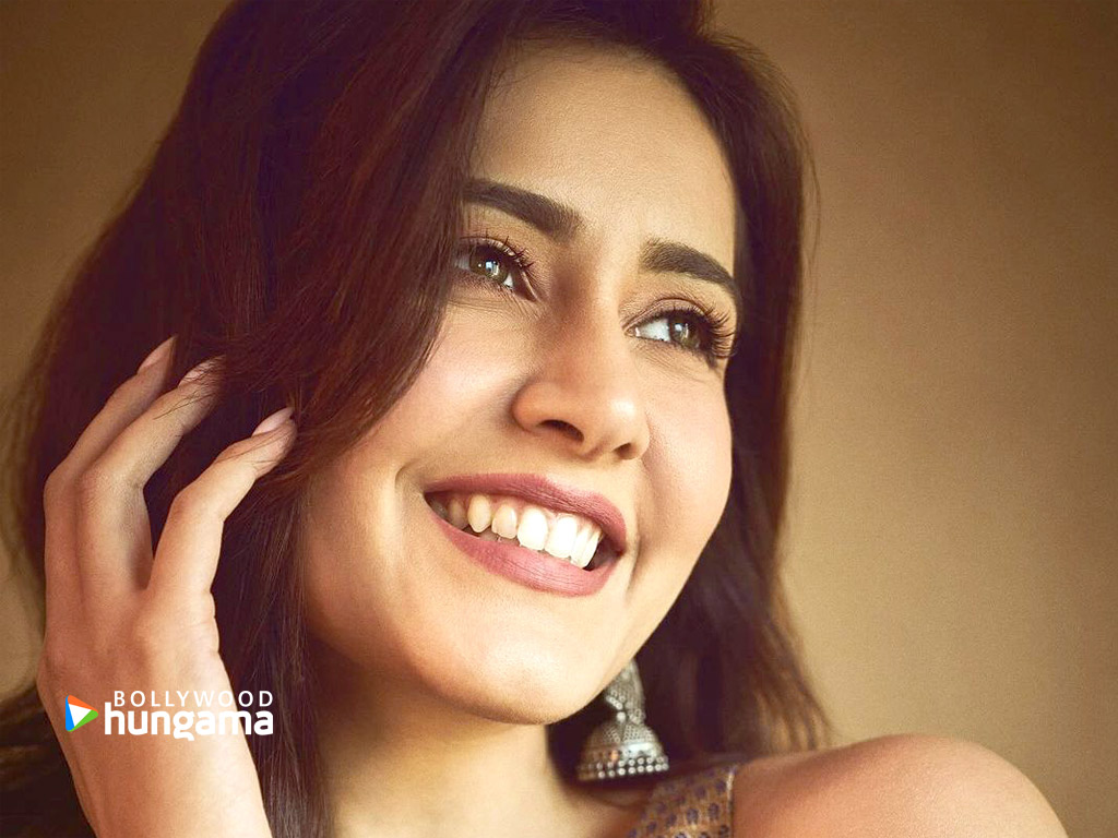 Raashii Khanna Wallpapers | raashii-khanna-1-58 - Bollywood Hungama