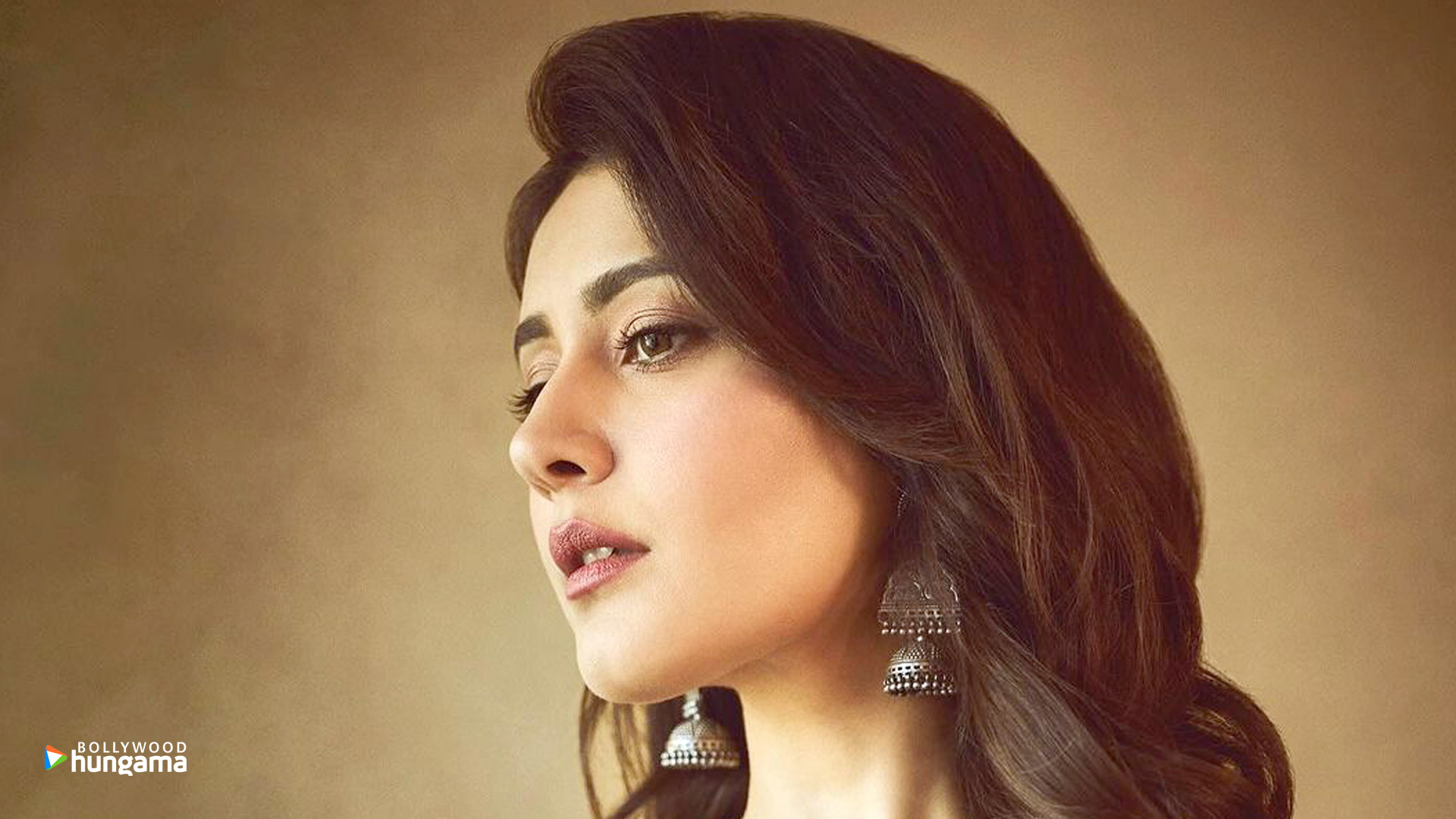 Raashii Khanna Wallpapers | raashii-khanna-6-23 - Bollywood Hungama