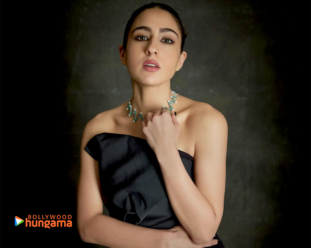 Sara Ali Khan Wallpapers | sara-ali-khan-5-44 - Bollywood Hungama