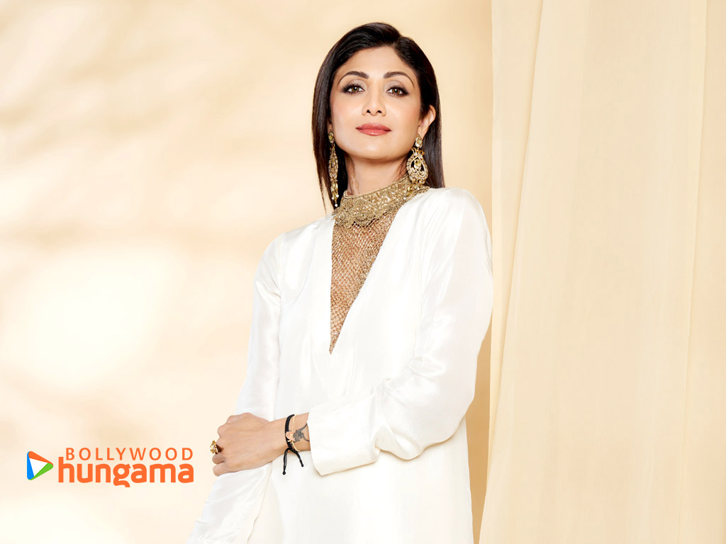 Shilpa Shetty Wallpapers | shilpa-shetty-1-198 - Bollywood Hungama