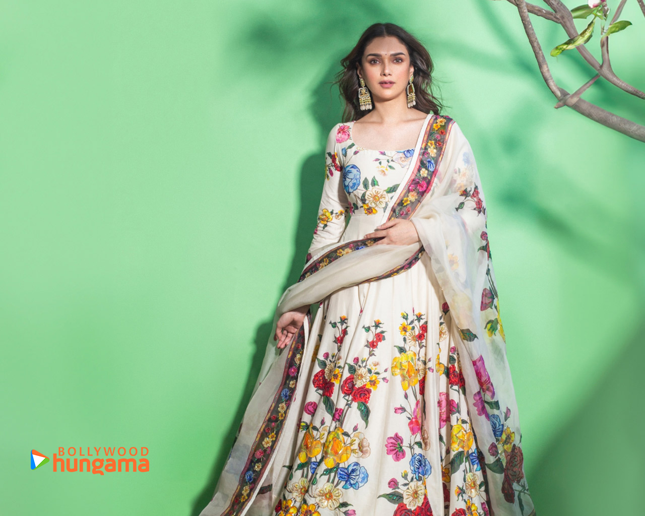 Aditi Rao Hydari Wallpapers | aditi-rao-hydari-2-80 - Bollywood Hungama