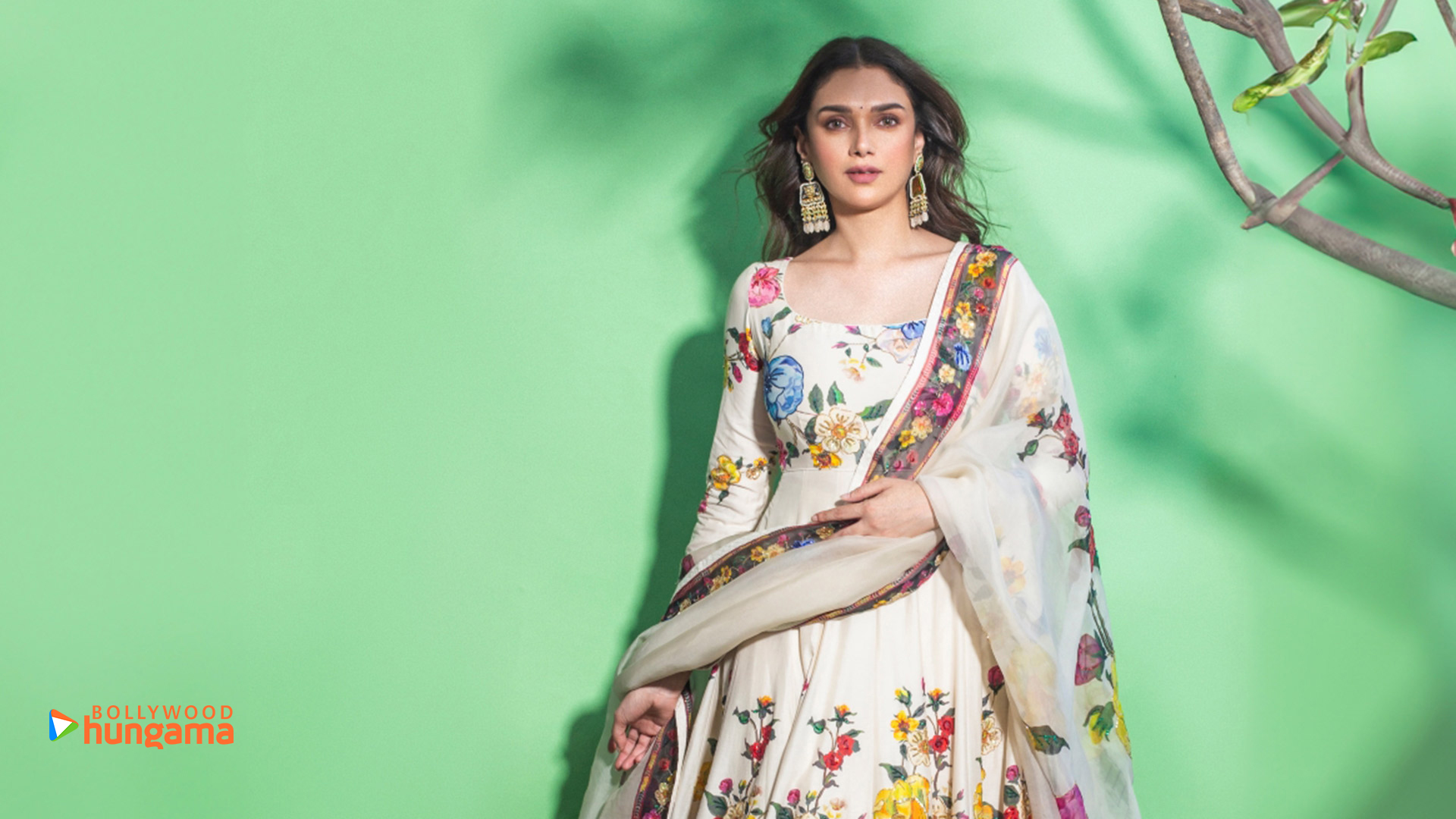Aditi Rao Hydari Wallpapers | aditi-rao-hydari-2-80 - Bollywood Hungama