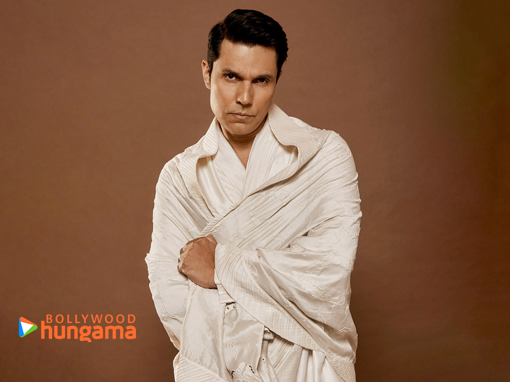 Randeep Hooda Wallpapers | randeep-hooda-3-5 - Bollywood Hungama