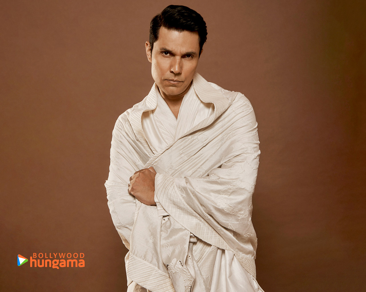 Randeep Hooda Wallpapers | randeep-hooda-3-5 - Bollywood Hungama
