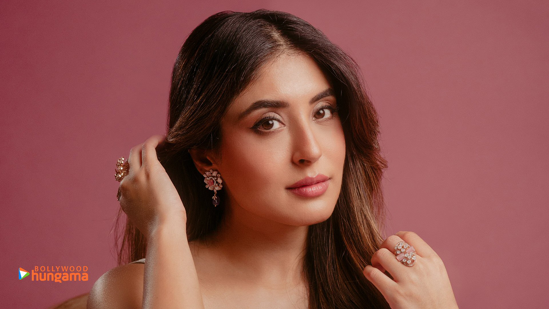 Kritika Kamra Wallpapers | kritika-kamra-4-18 - Bollywood Hungama