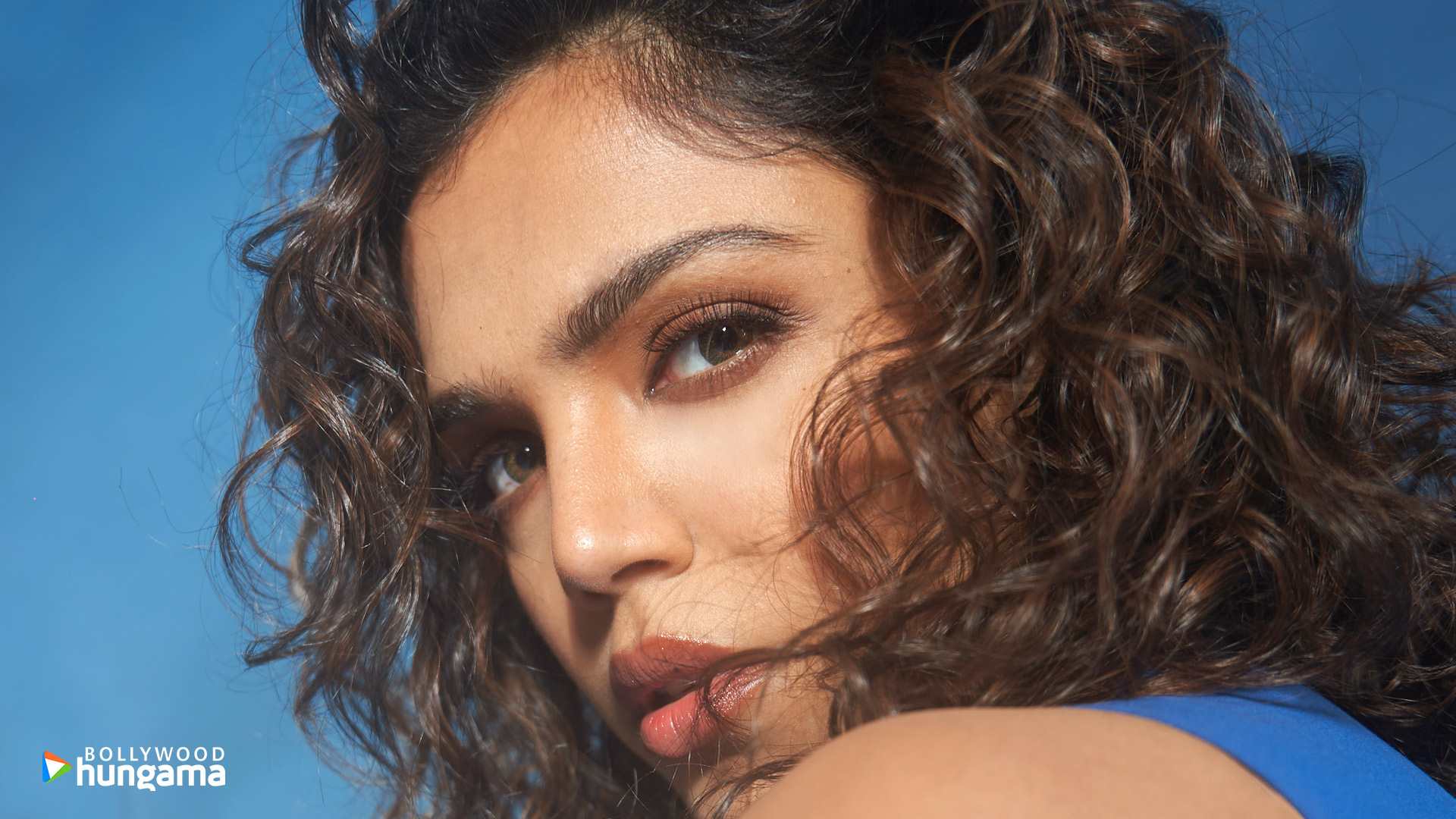 Shriya Pilgaonkar Wallpapers | shriya-pilgaonkar-3-27 - Bollywood Hungama