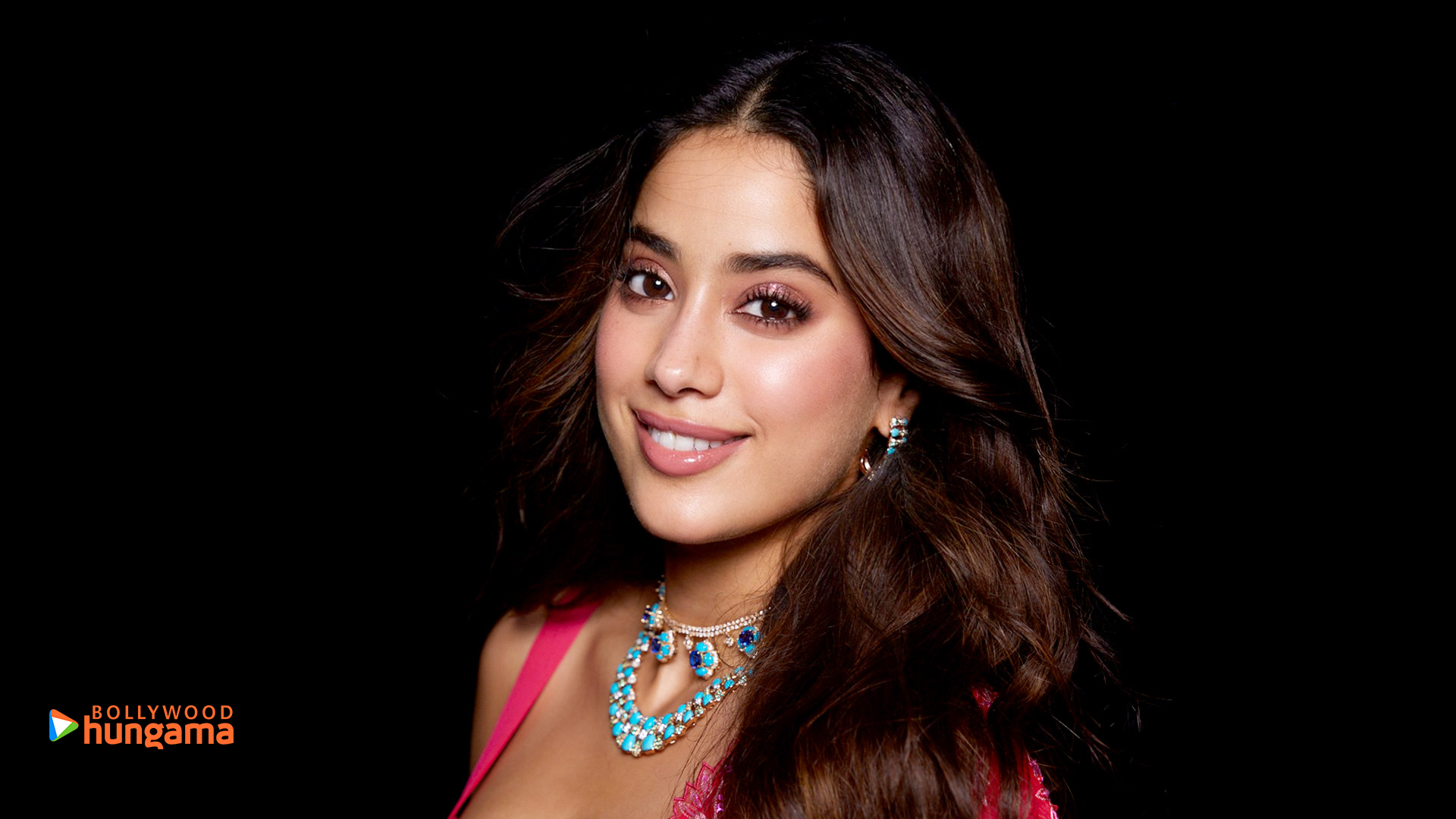 Janhvi Kapoor Wallpapers | janhvi-kapoor-2-321 - Bollywood Hungama
