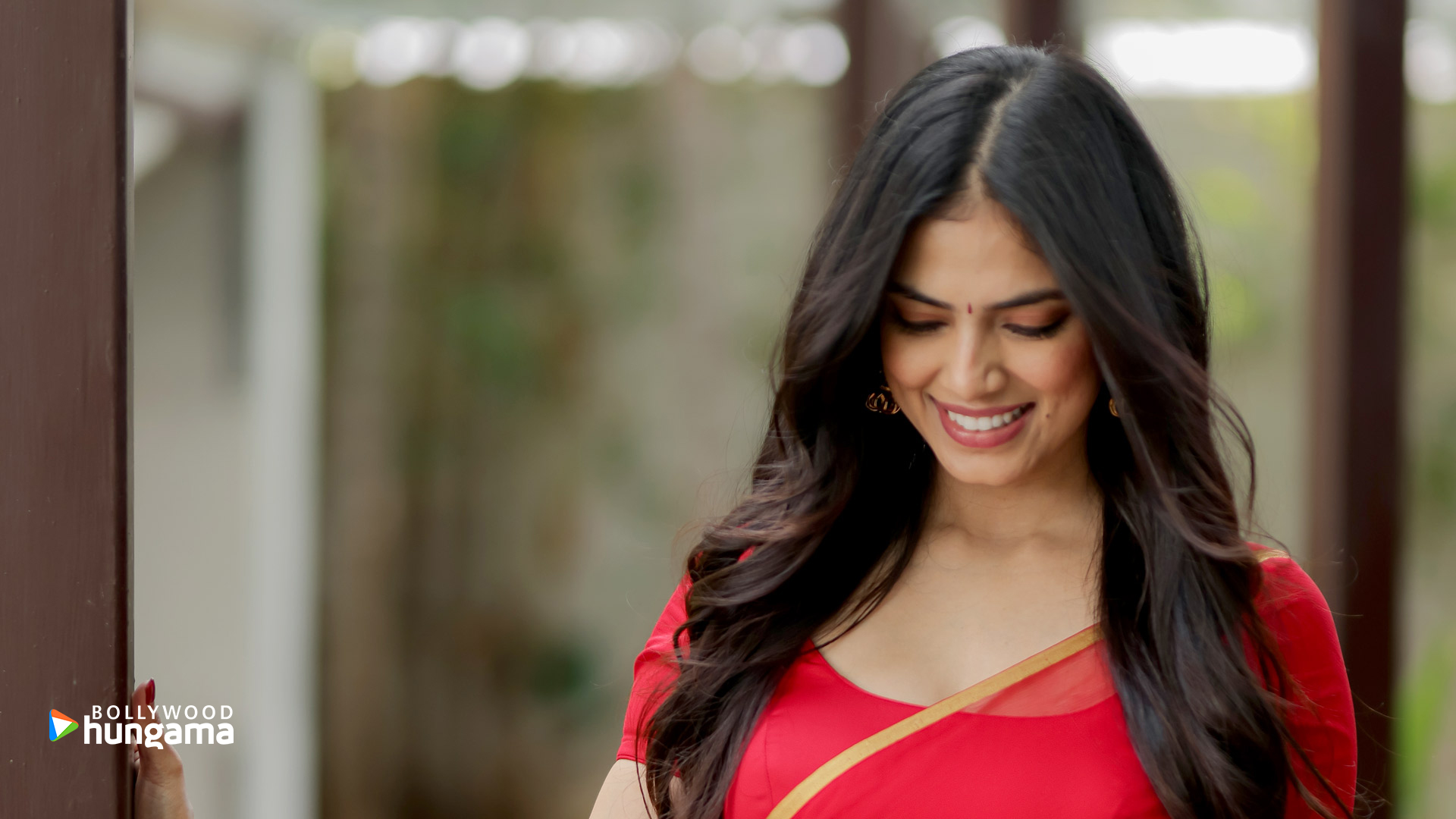 Malavika Mohanan Wallpapers | malavika-mohanan-5-15 - Bollywood Hungama