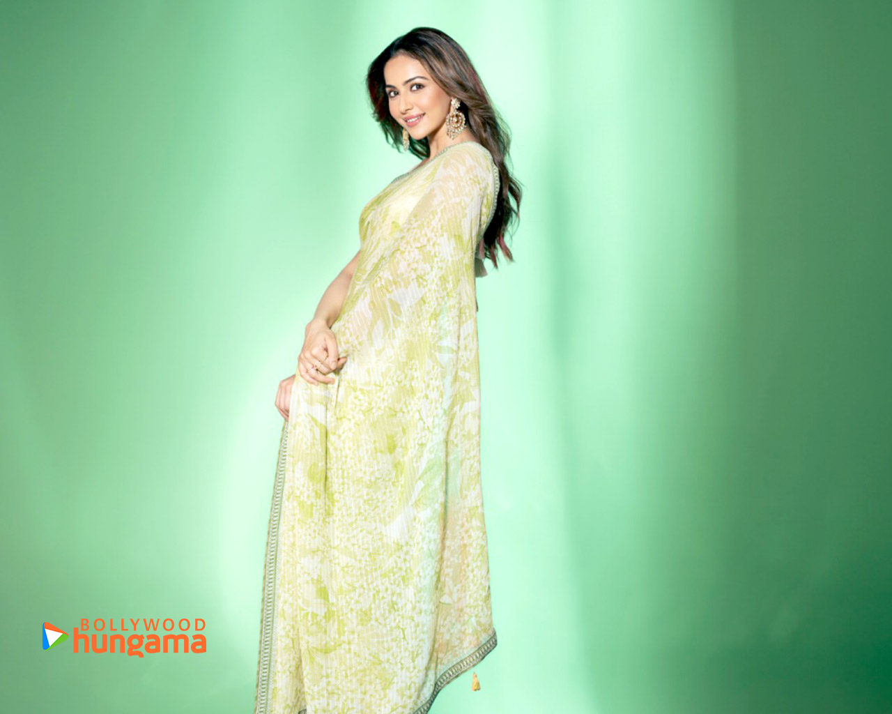 Rakul Preet Singh Wallpapers | rakul-preet-singh-1-359 - Bollywood Hungama