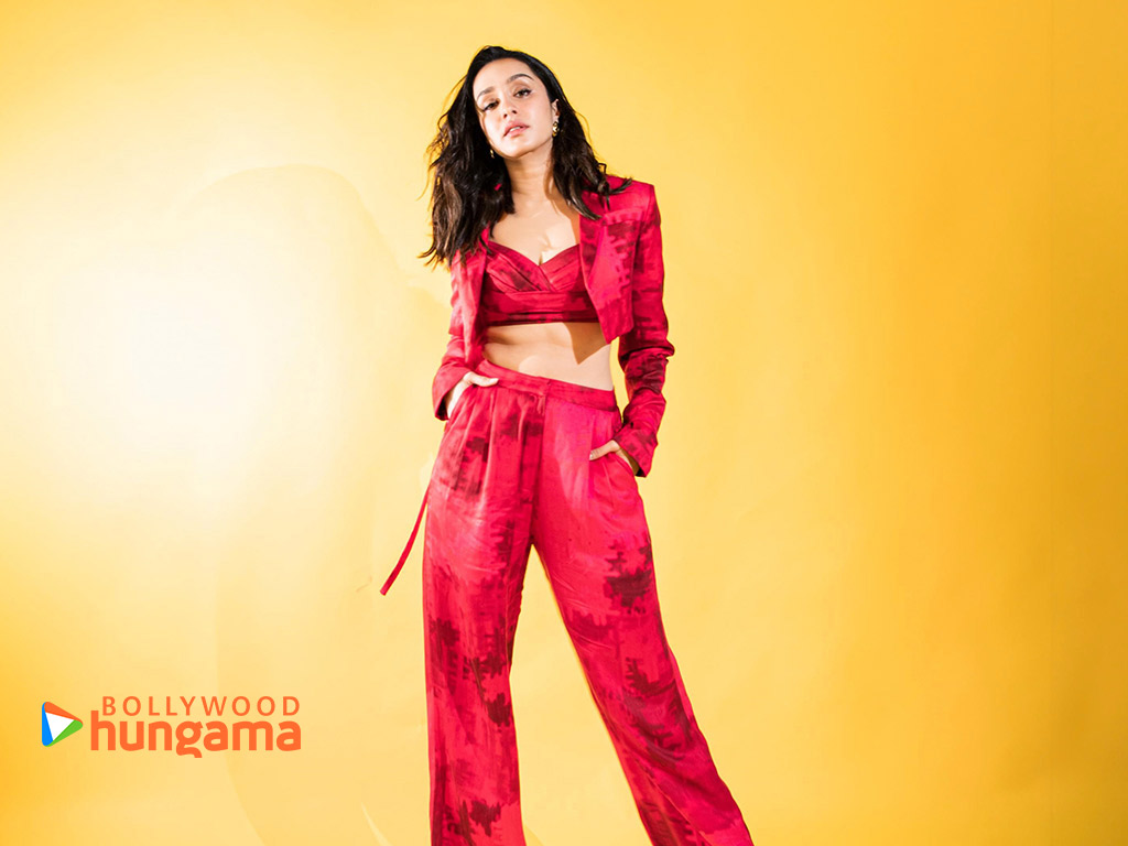 Shraddha Kapoor Wallpapers | shraddha-kapoor-7-11 - Bollywood Hungama