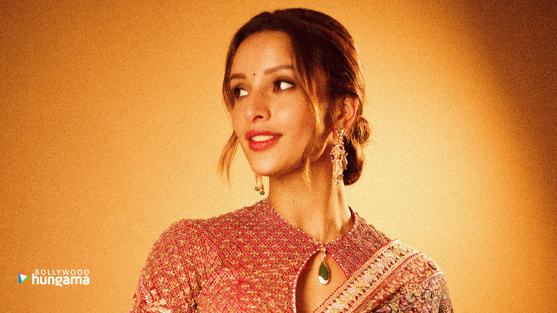 Triptii Dimri Wallpapers | triptii-dimri-4-35 - Bollywood Hungama