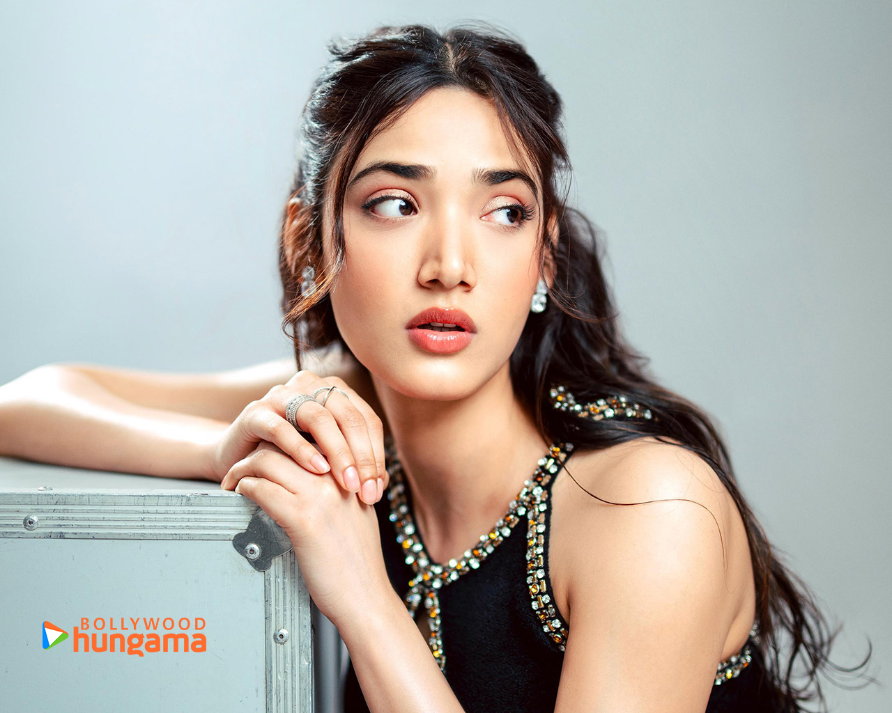 Wallpapers | - Bollywood Hungama
