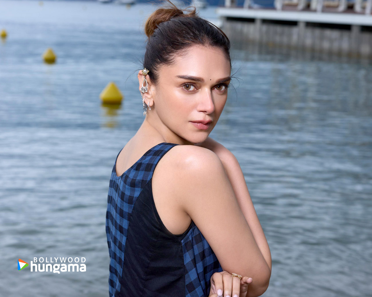 Aditi Rao Hydari Wallpapers | aditi-rao-hydari-4-55 - Bollywood Hungama