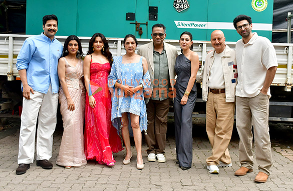 Photos: Aditya Roy Kapur, Sara Ali Khan, Ali Fazal, and rest of Metro ...